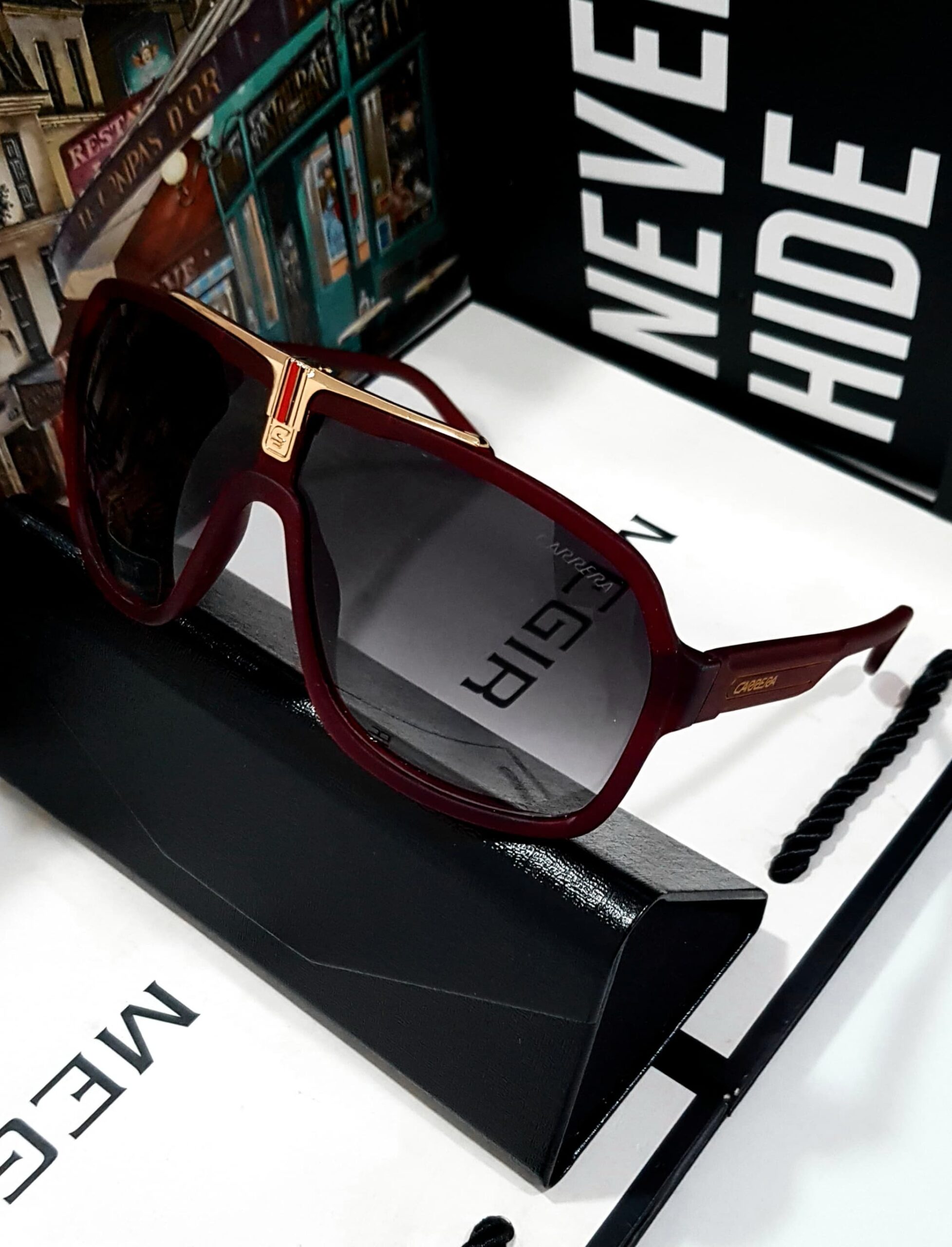 ️ GAFA CARRERA ROJO ⌚ Q-24store